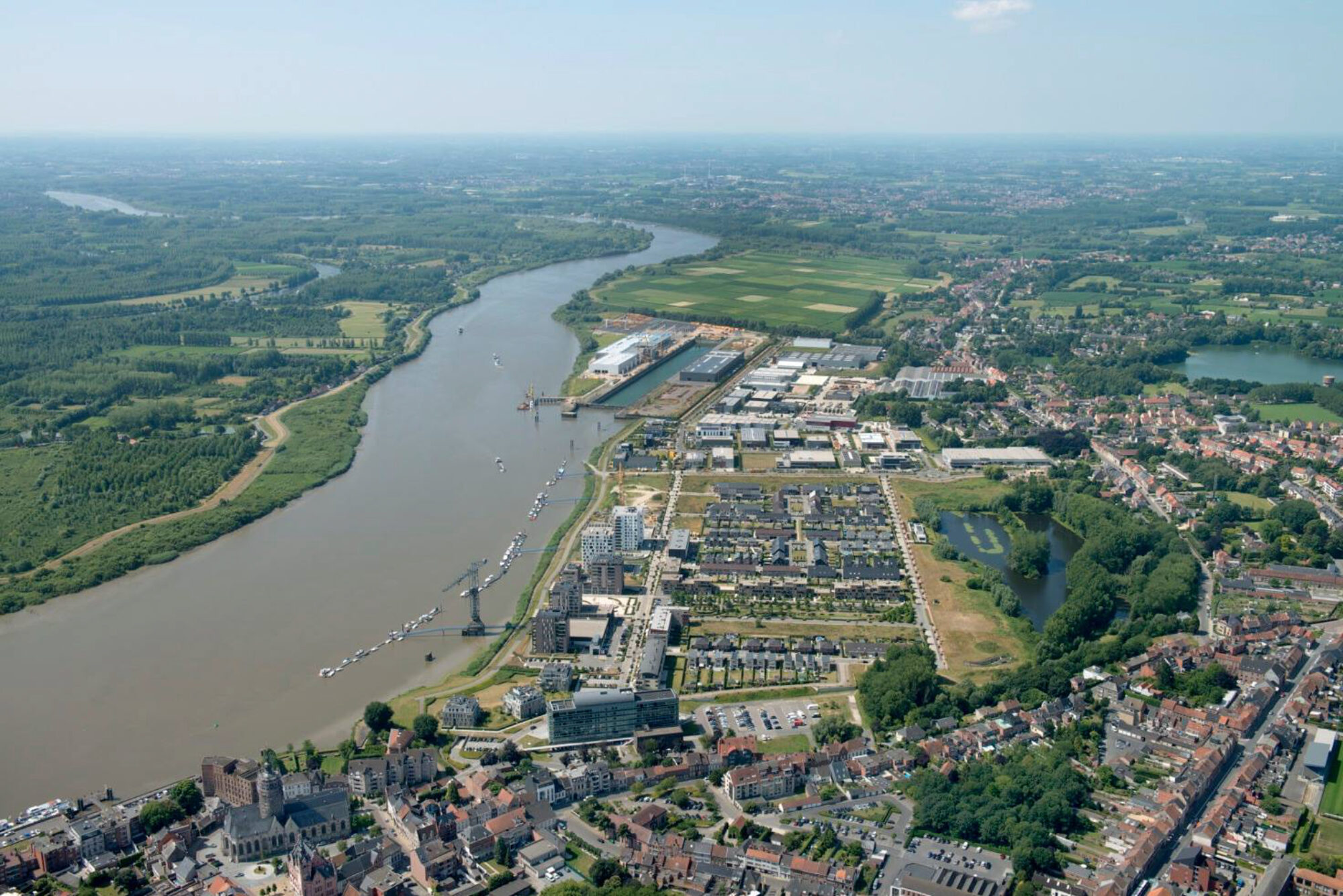 Corporate site Cordeel - BINST ARCHITECTS